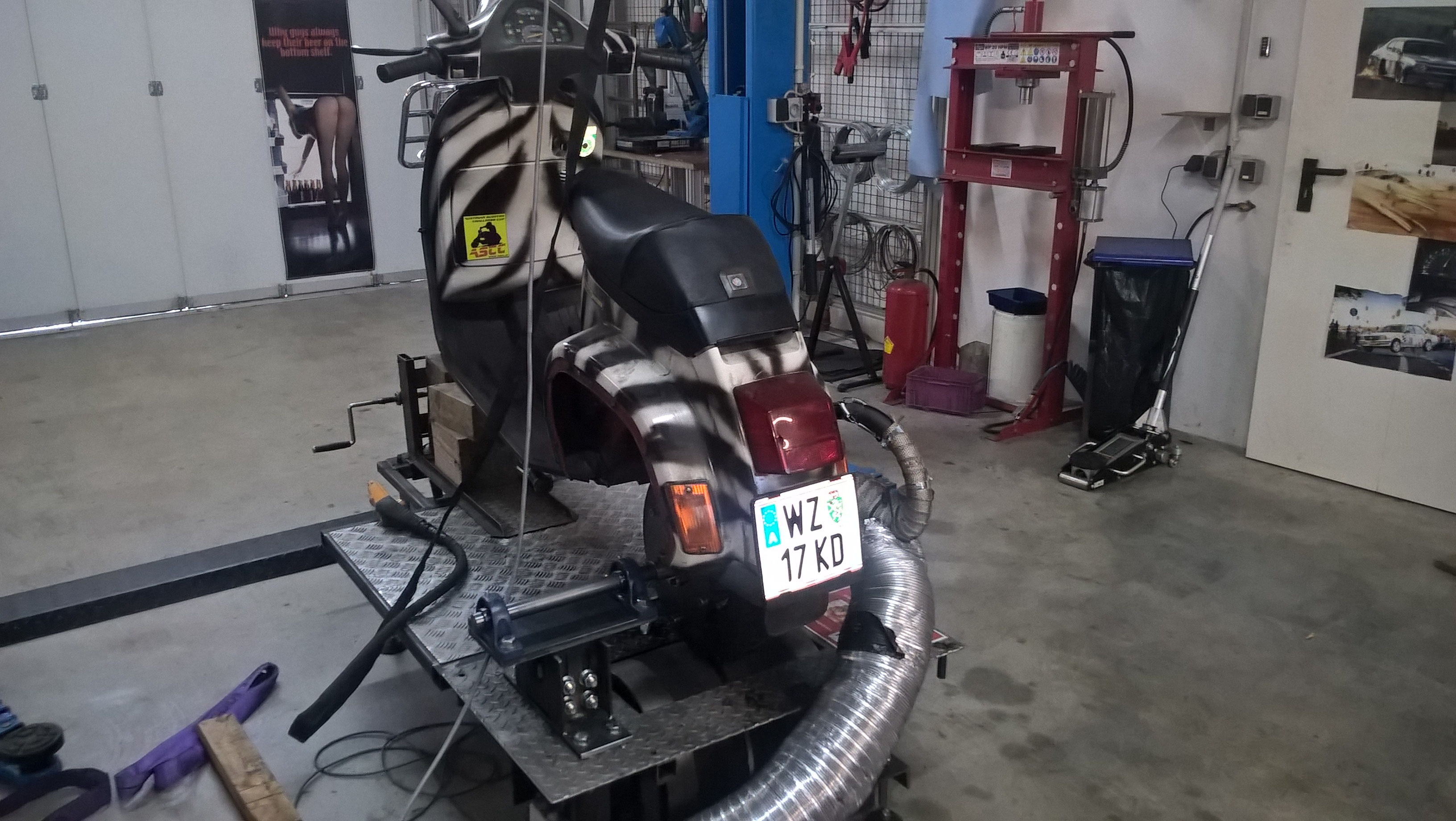 Wheelie Control - LUZ-RacingSystems Prüfstandssteuerung ...