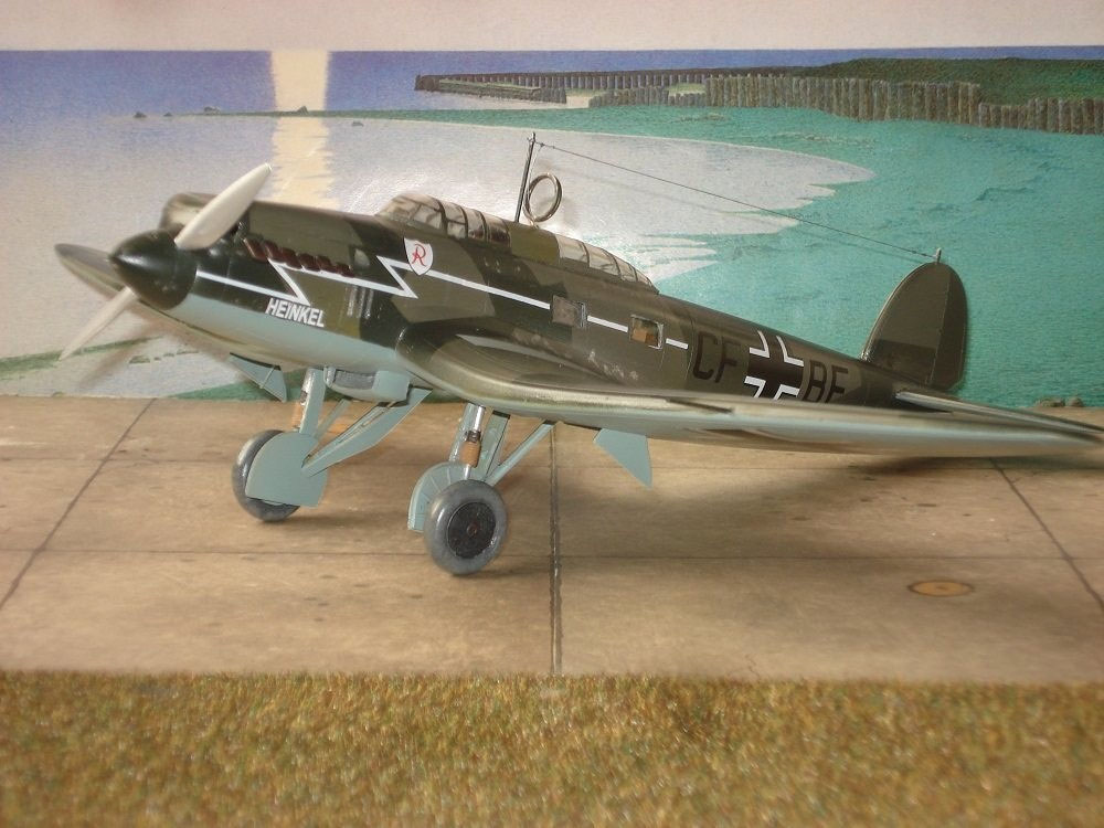 Heinkel He 70 Blitz 1/48 AZ Modell - janhimmelreichs Webseite!