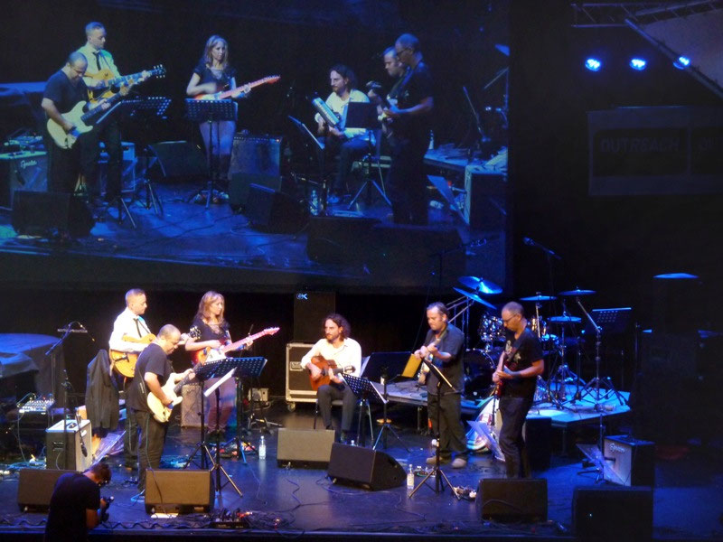 Deeflexx monitoring for 5 electric guitars - Deeflexx