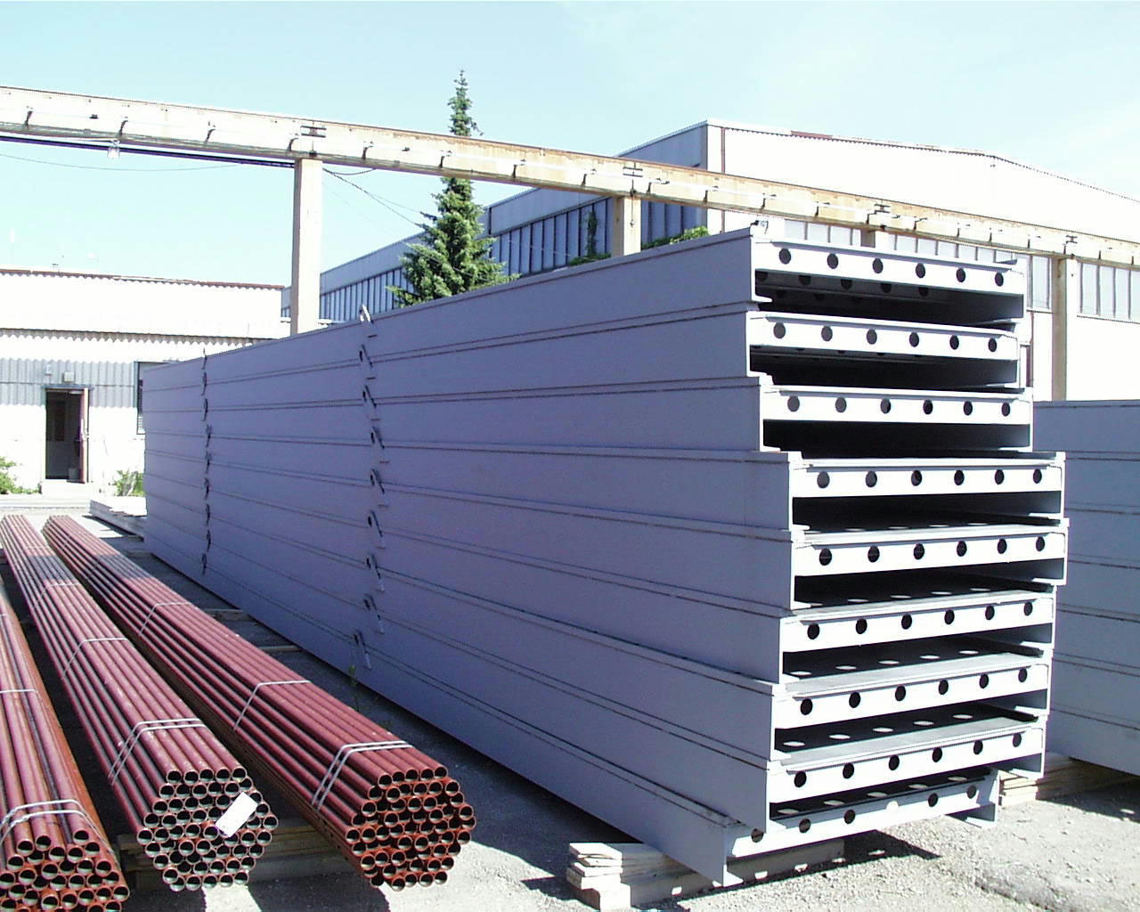 Casting beds for hollow cores slabs - New and used precast concrete ...