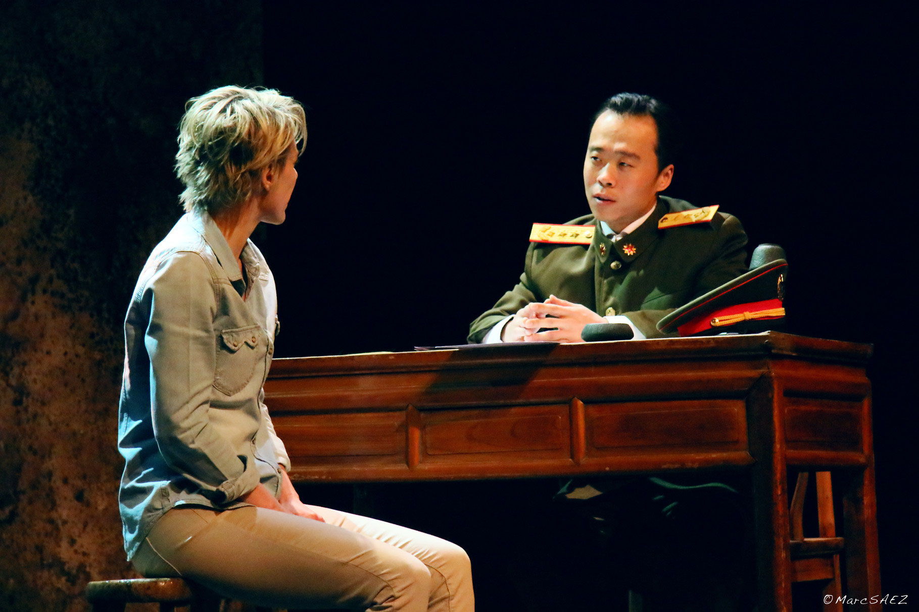 2014 - À NU par Marc SAEZ au Vingtième Théâtre - "À NU" Le Spectacle