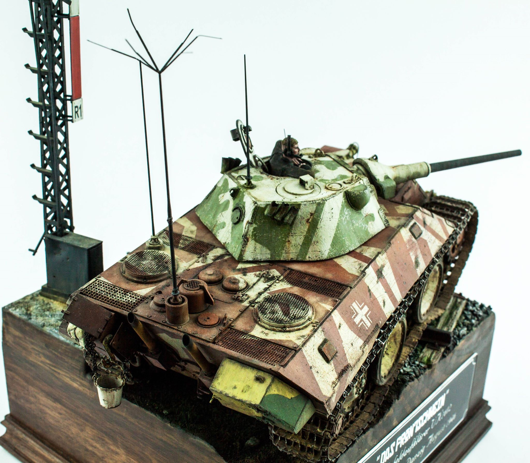 Deutscher Kommandant Paper-Panzer 1946 - Custom-Scales Webseite!