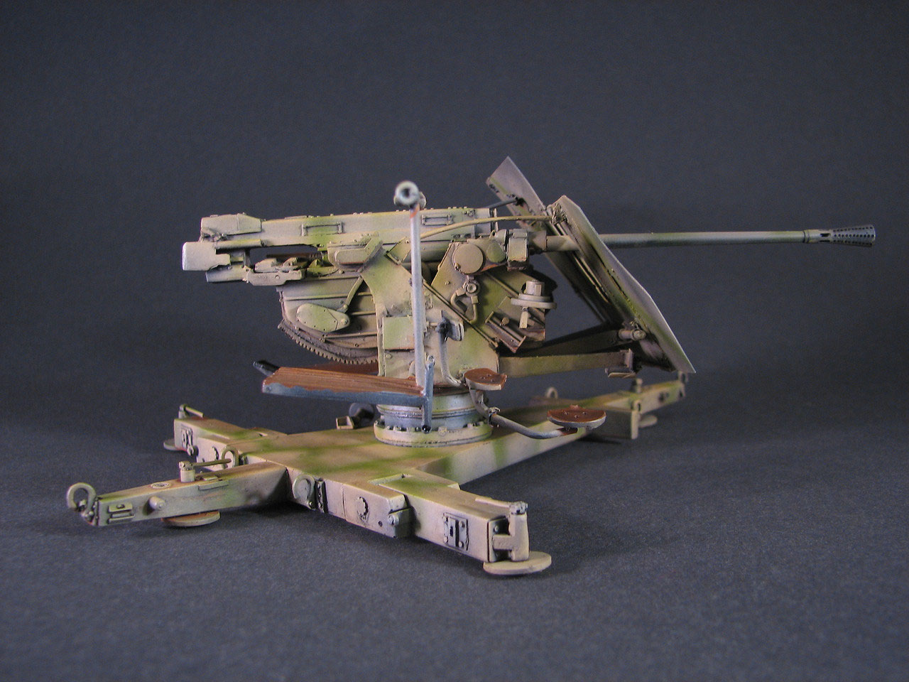 5cm Flak 41 - Custom-Scales Webseite!