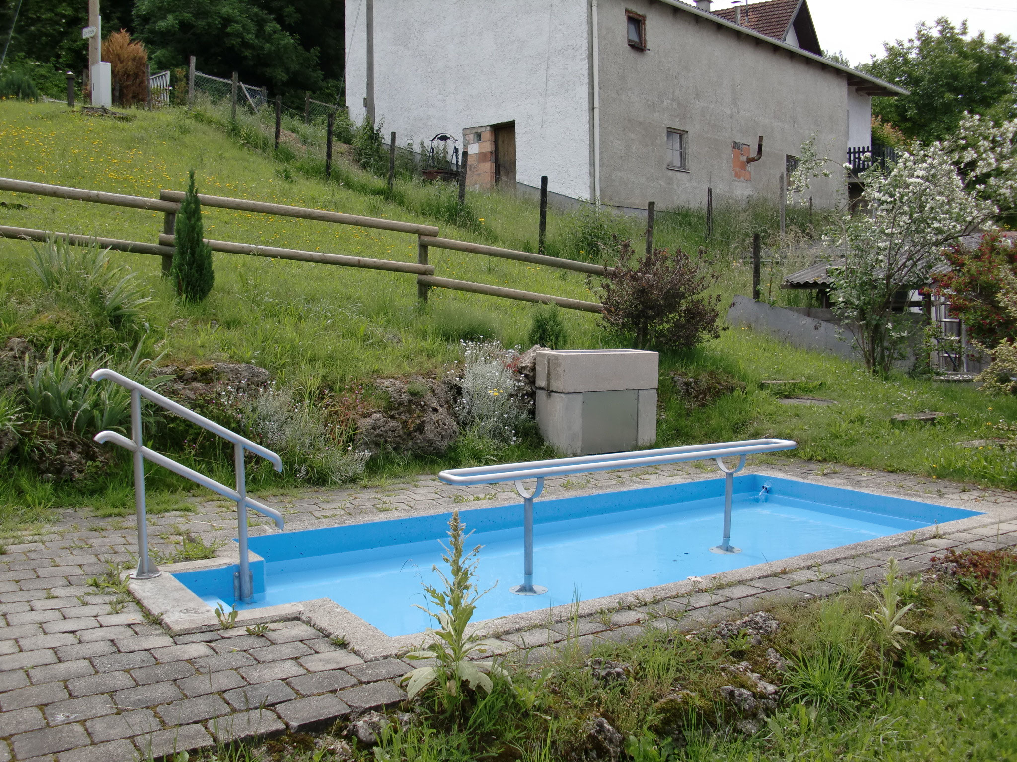 Bilder - Wassertretbecken / Wassertreten - Kneippanlagen finden entdecken