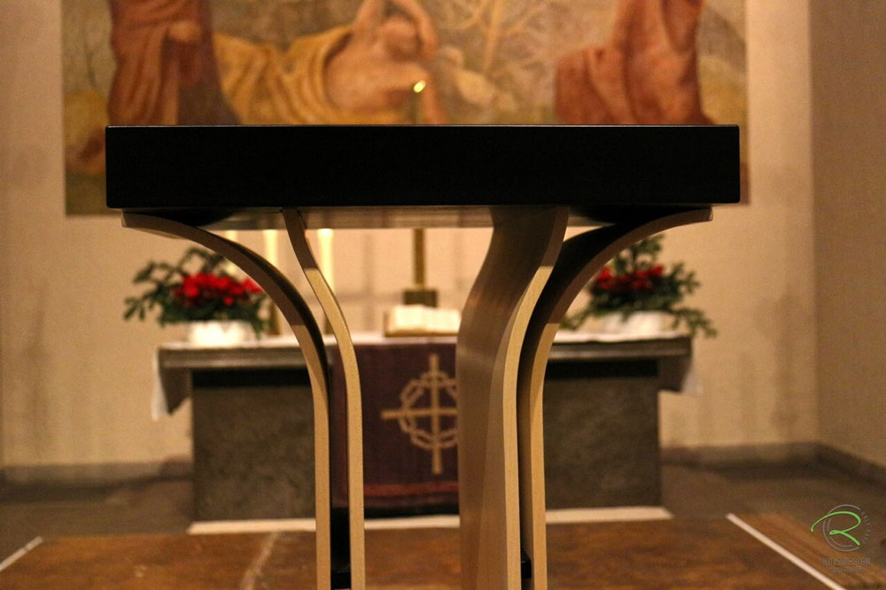 Rednerpult Holz - Schreinerei - Schreinerei Holzdesign Rapp Geisingen