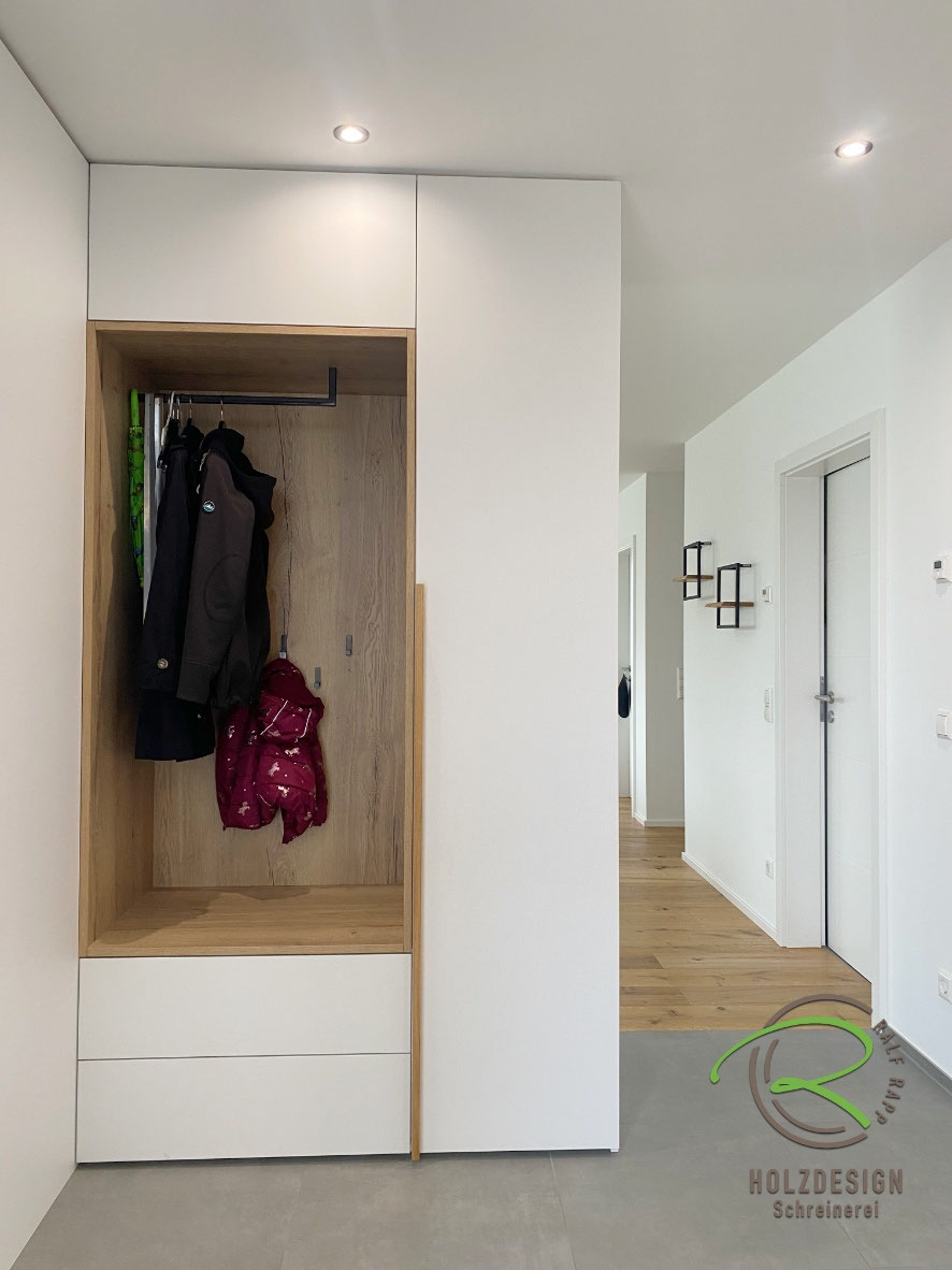 Spannende Freistehende Garderobe Als Raumteiler Fotos