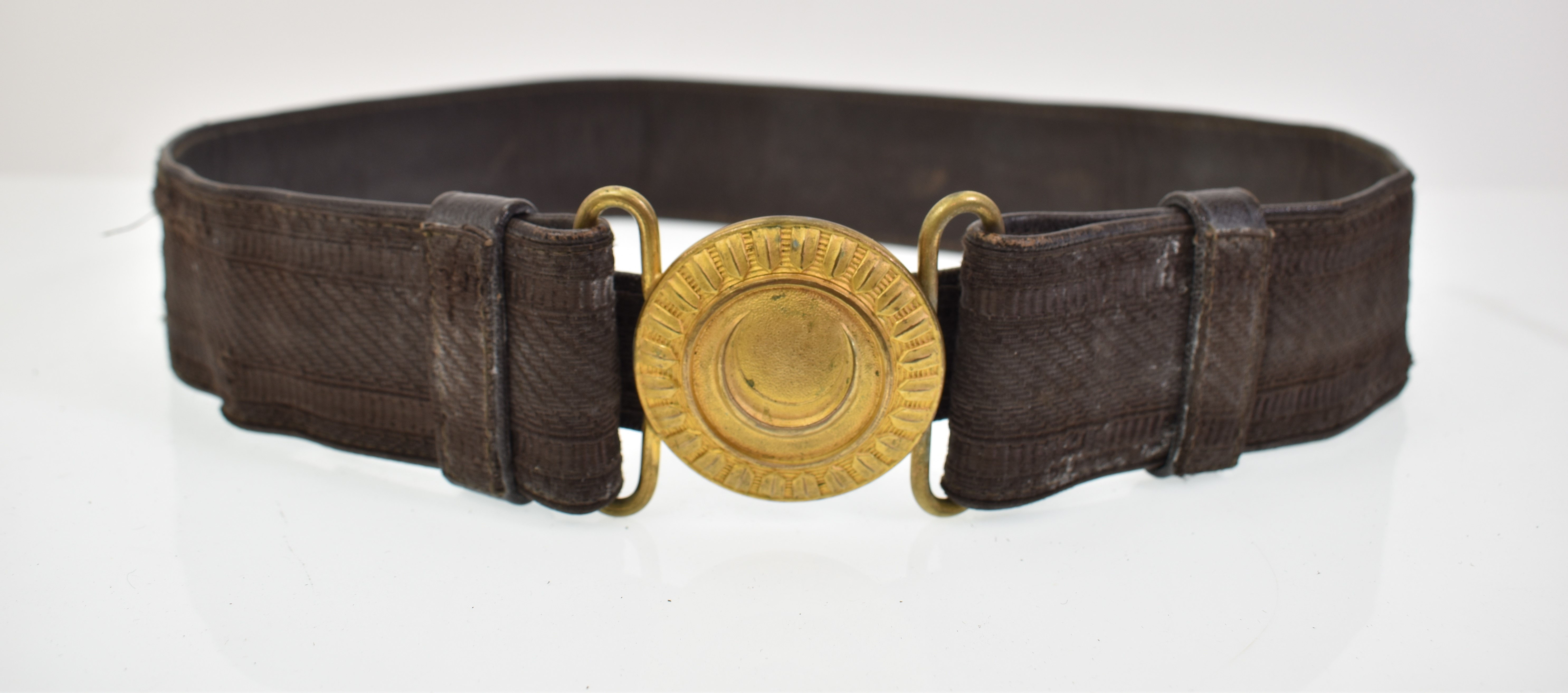 Militaria Français ww2 casque cartouchieres sangle kepi etui ...