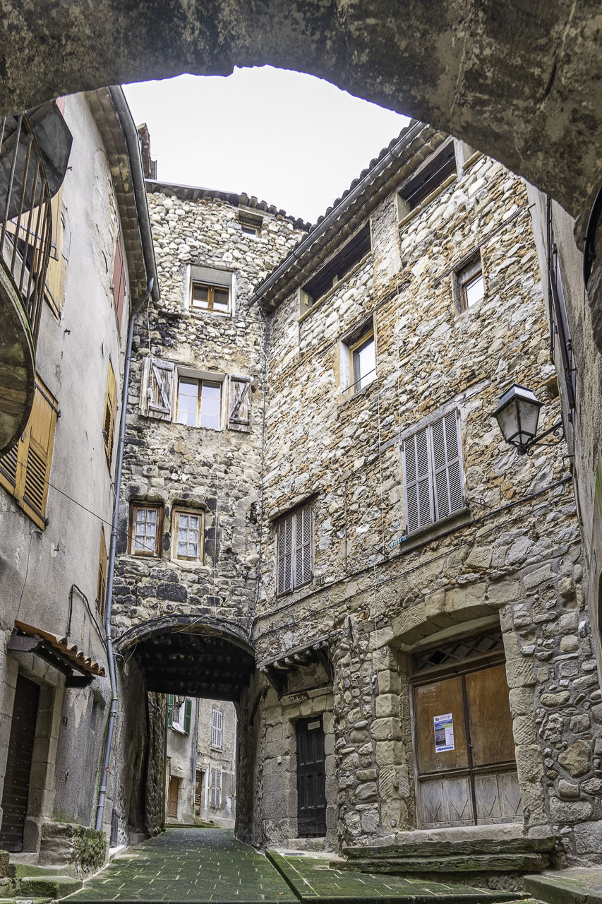 Annot - Sehenswürdigkeiten - Urlaubsplanung - Frankreich