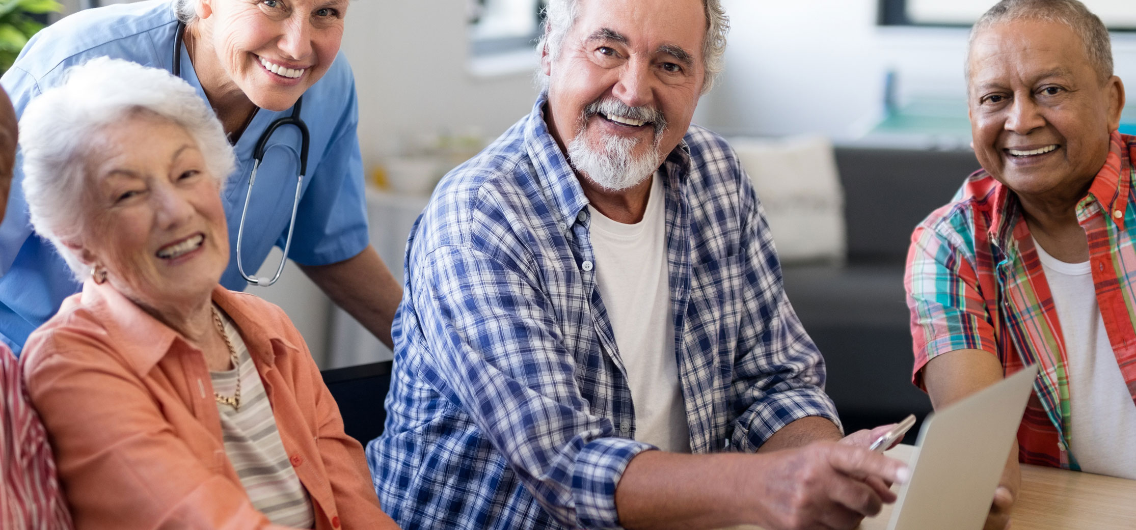 Senioren genießen gemeinsame Tage - Seniorenzentrum Conradtypark