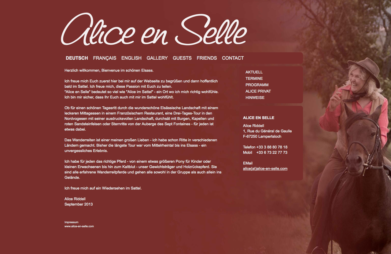 Alice En Selle