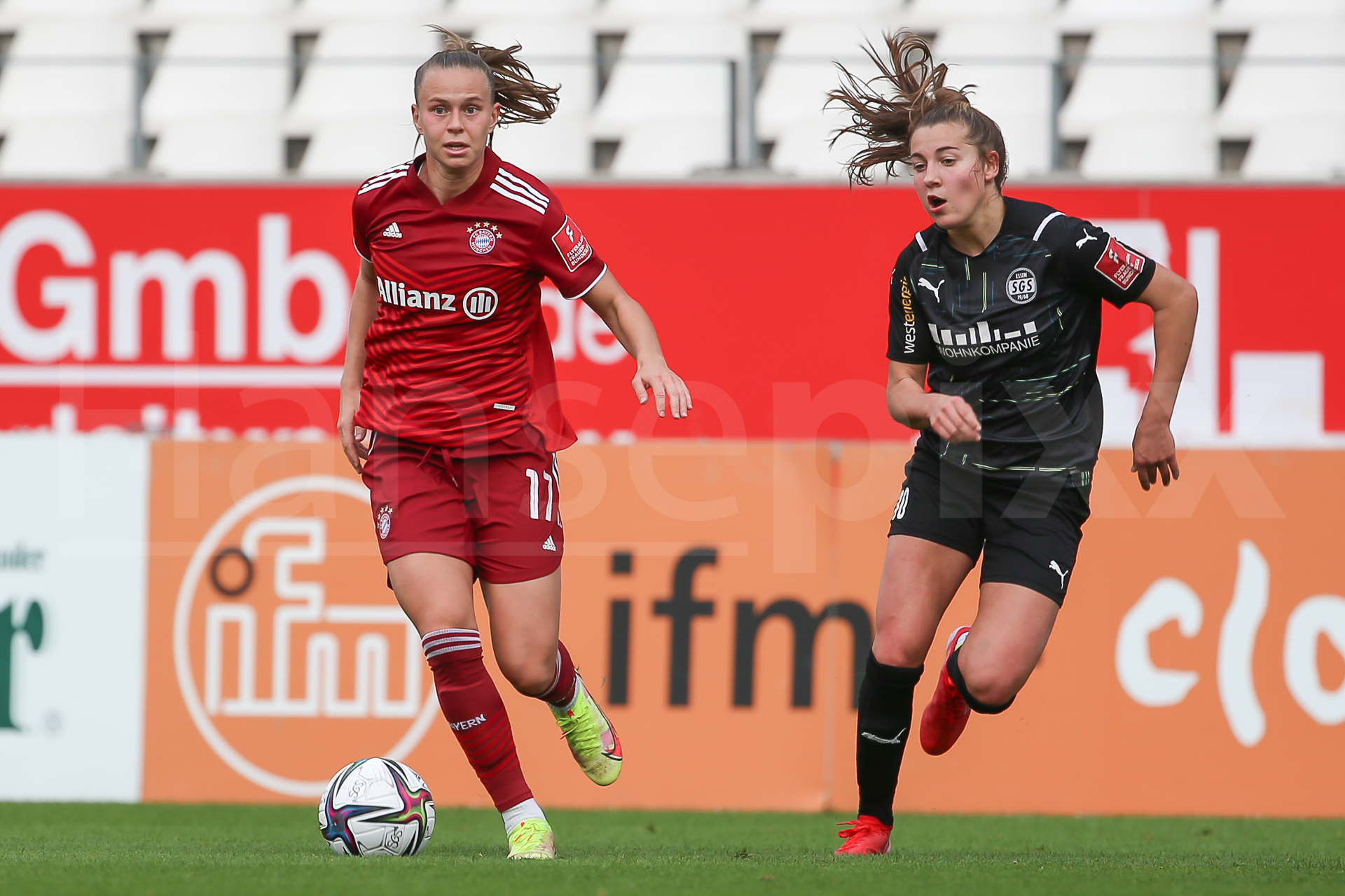 06.11.2021 • SGS Essen - FC Bayern München - Hansepixx