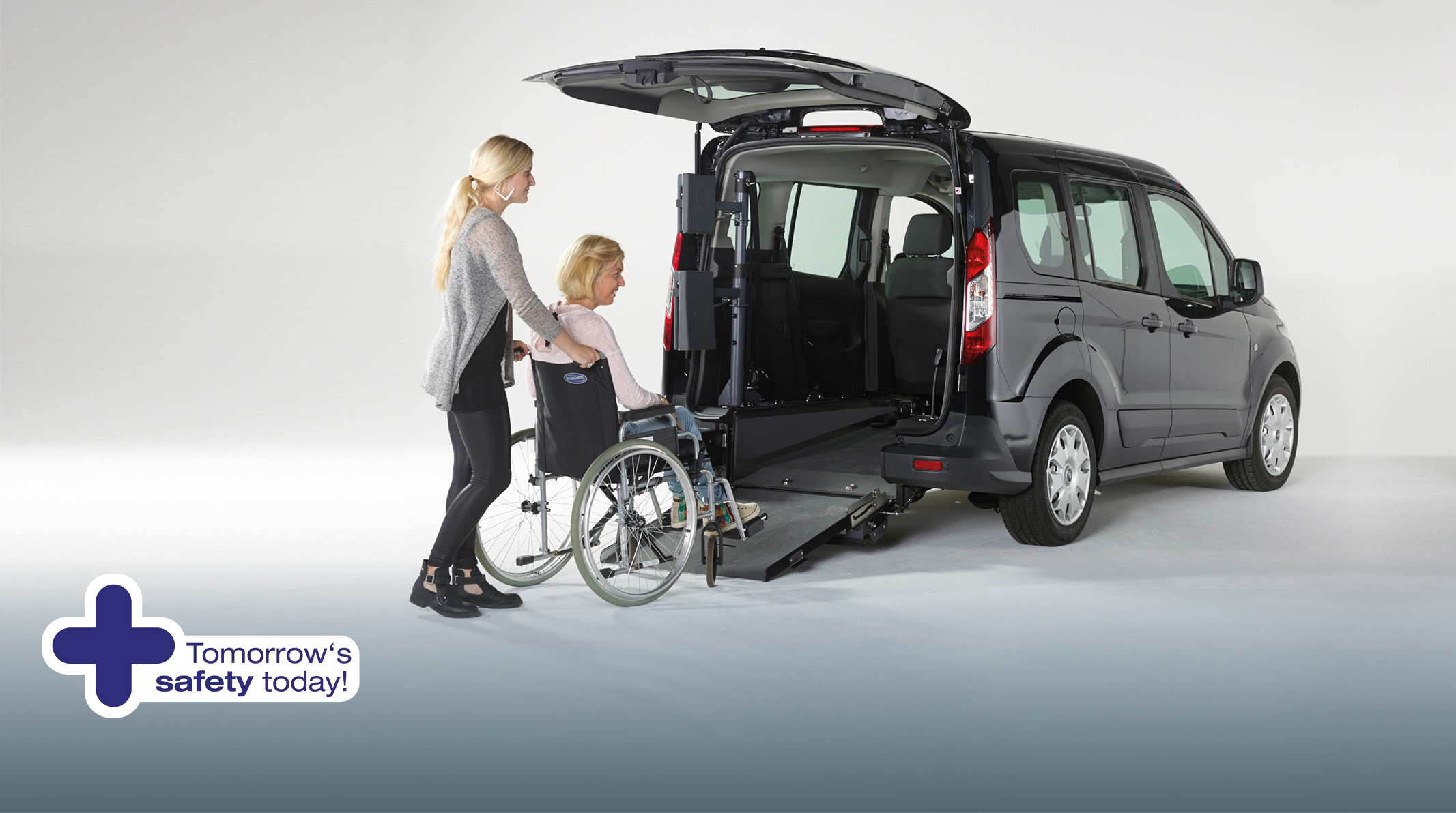 Factory Crew Seating vs Smart Floor Flooring | Sprinter-Source.com