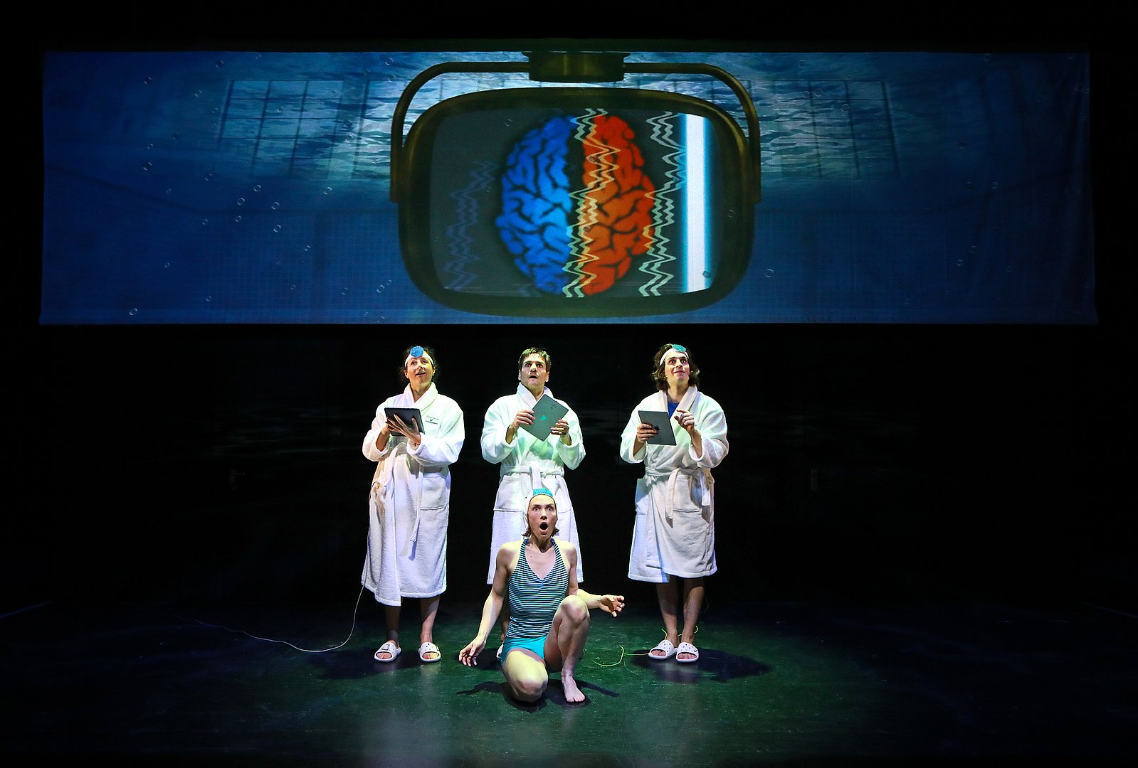 Silber Tripel Presse und Fotos - Anna Siegrot Theaterstücke und Texte