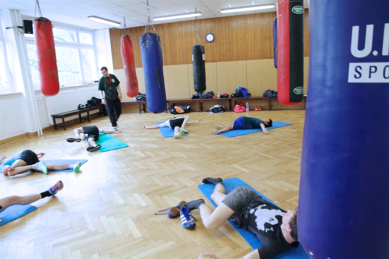 Über uns/Beitrag - boxen-im-psv-mittes Webseite!