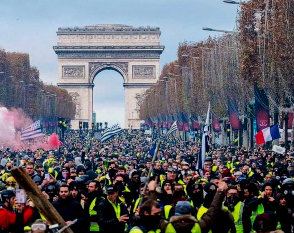 Frankrigs ”Gule Veste” – en folkelig revolte nedefra - autonom ...