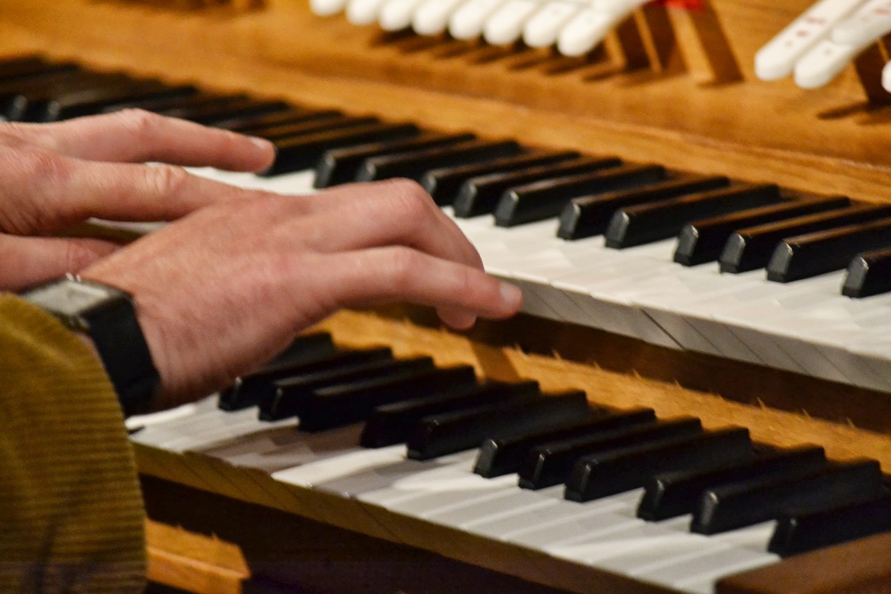 L'organiste - Service de Pastorale Liturgique et sacramentelle -Quimper ...
