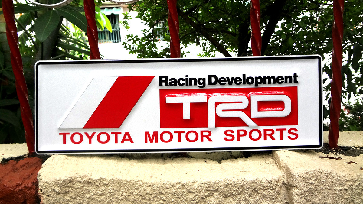 Random Plates Designs - SOUQ Custom Plates