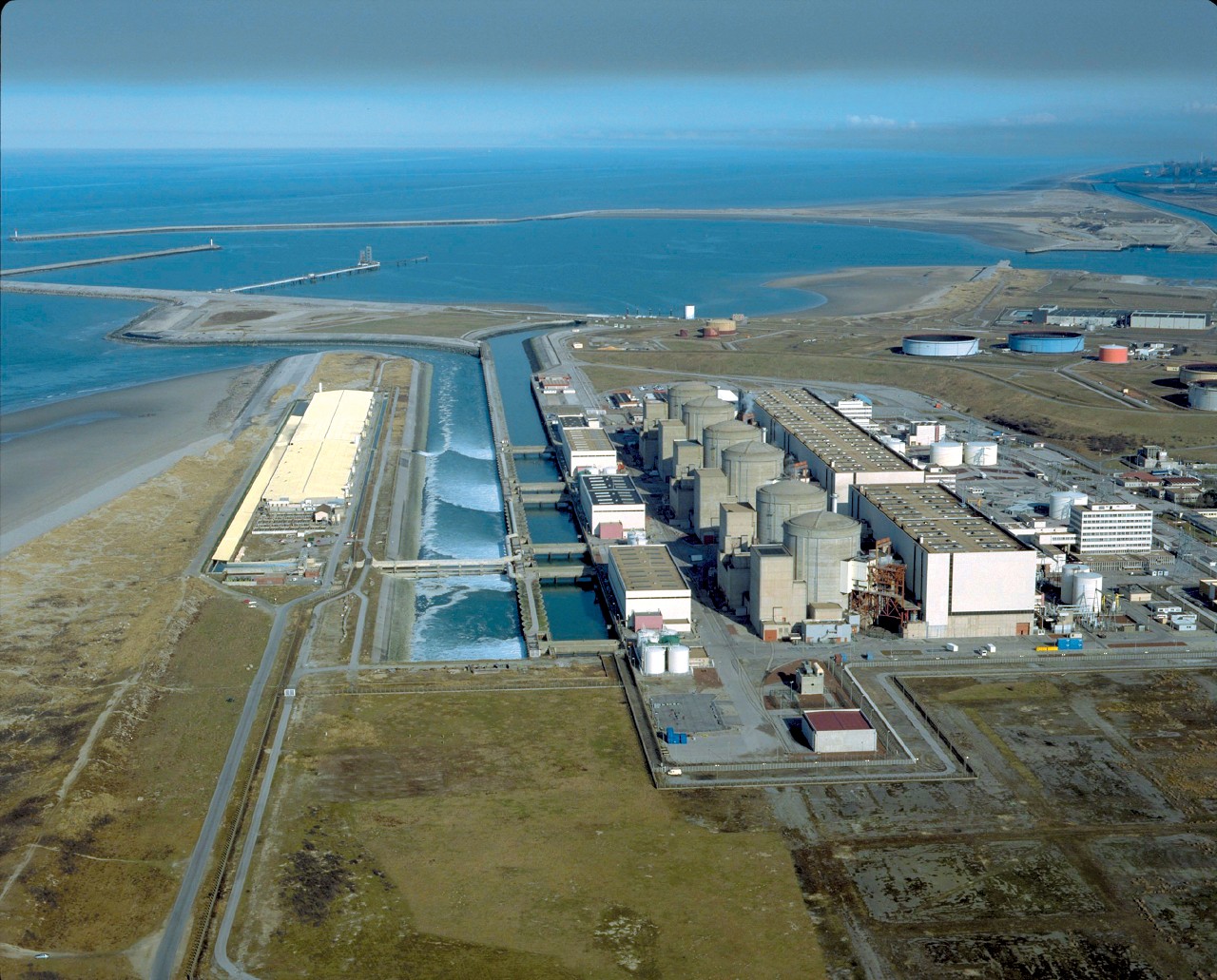 2nde-Ch10- Modélisation des Transformations Nucléaires - Site de ...
