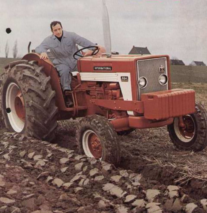 IHC Traktoren gebaut in Deutschland & Frankreich - Technische Daten ...