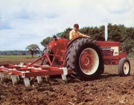 IHC Traktoren gebaut in Deutschland & Frankreich - Technische Daten ...