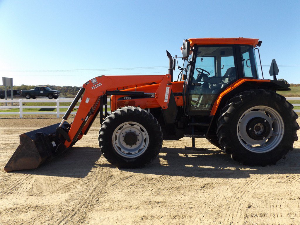 AGCO Traktoren - Technische Daten - tractorbook.de