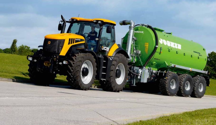 JCB Traktoren - Technische Daten - tractorbook.de