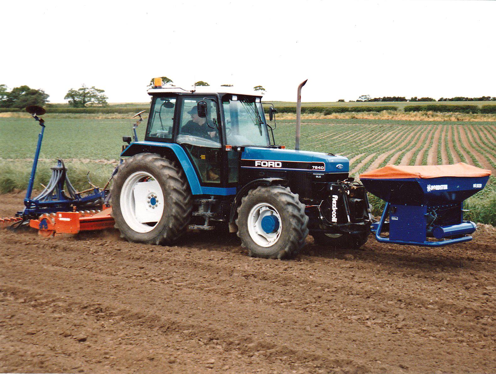 Ford 7840, 8240, 8340 technische Daten - Technische Daten - tractorbook.de