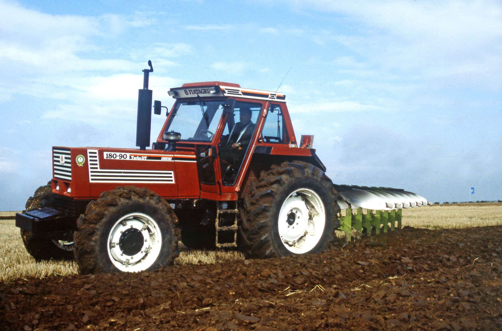 Fiatagri Traktoren - Technische Daten - tractorbook.de