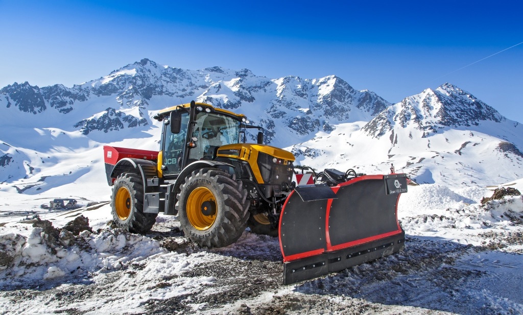 JCB Traktoren - Technische Daten - tractorbook.de