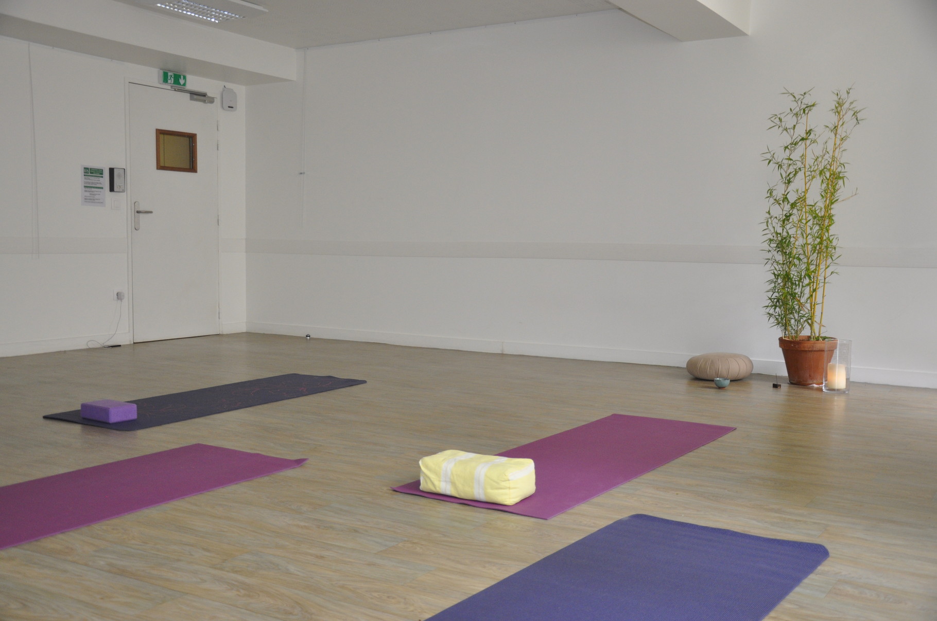 YOGA HATHA PARIS 20 - Cours Yoga Halta Yoga Paris 20