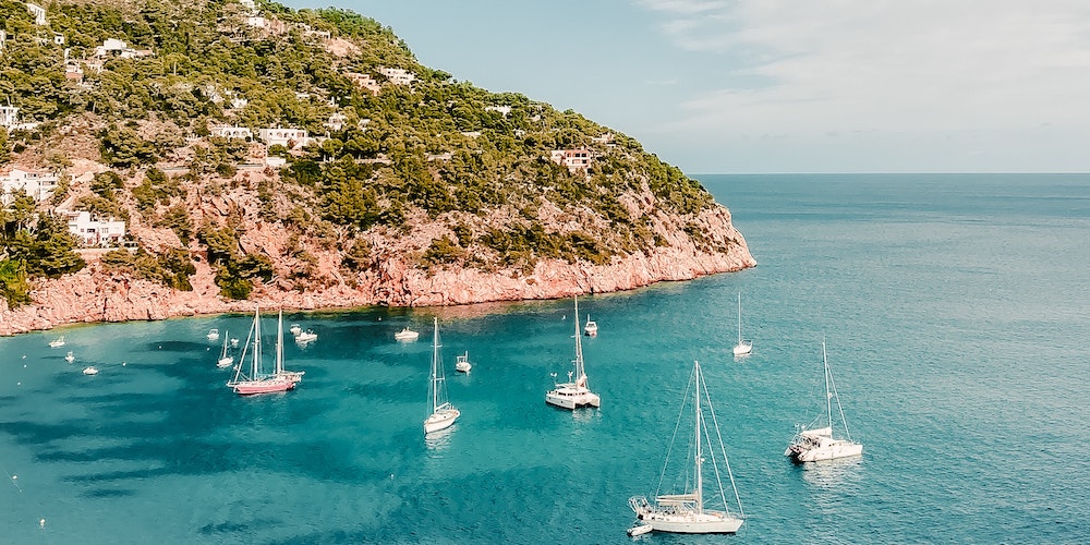 3 Quiet Beaches In Ibiza For Rest And Relaxation Burger Abroad