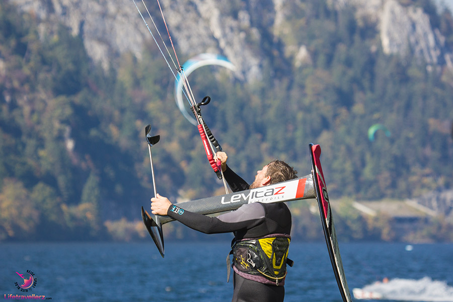 Kitefoilen lernen: Levitaz Cruizer und EXO Board - Lifetravellerz Blog