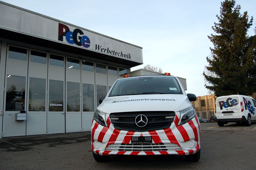 Zugelassene Ausnahmetransporterbegleit Fahrzeuge ATB Beschriftungen ... Zugelassene Ausnahmetransporterbegleit Fahrzeuge ATB Beschriftungen ...