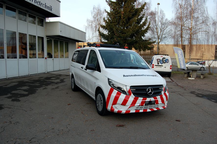 Zugelassene Ausnahmetransporterbegleit Fahrzeuge ATB Beschriftungen ... Zugelassene Ausnahmetransporterbegleit Fahrzeuge ATB Beschriftungen ...