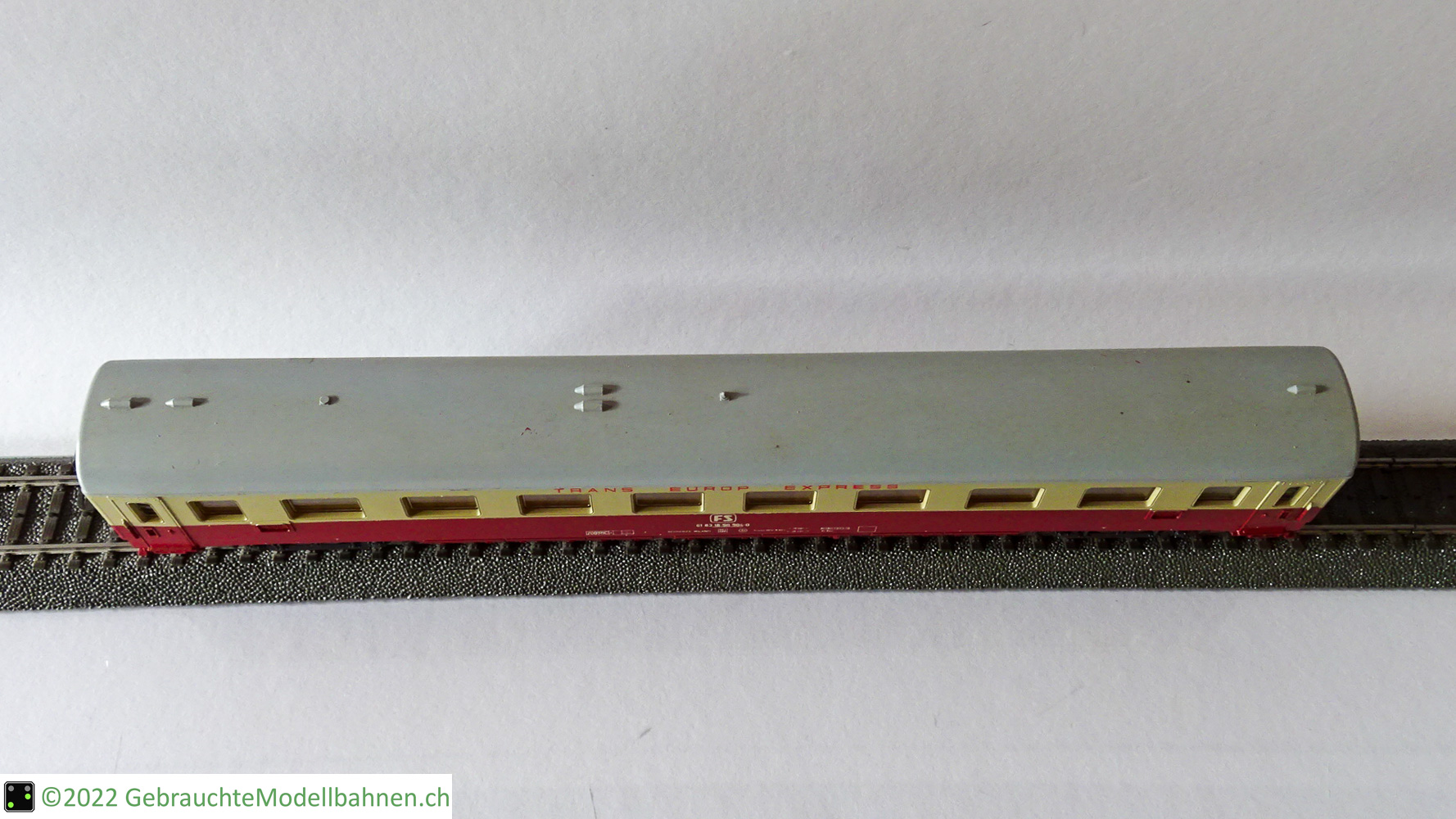 Lima Personenwagen - Gebrauchte Modellbahnen