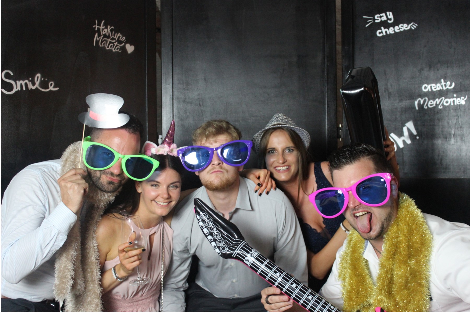 -Discover a new level of evenT entertainment- - SpotlightPhotoBooth
