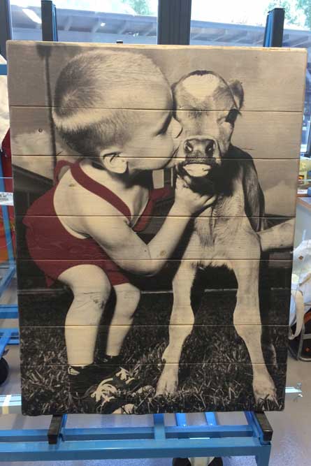 Leuchtwerbung, Lasergravur, Holzdruck & Beschriftung - WERBETECHNIK ...