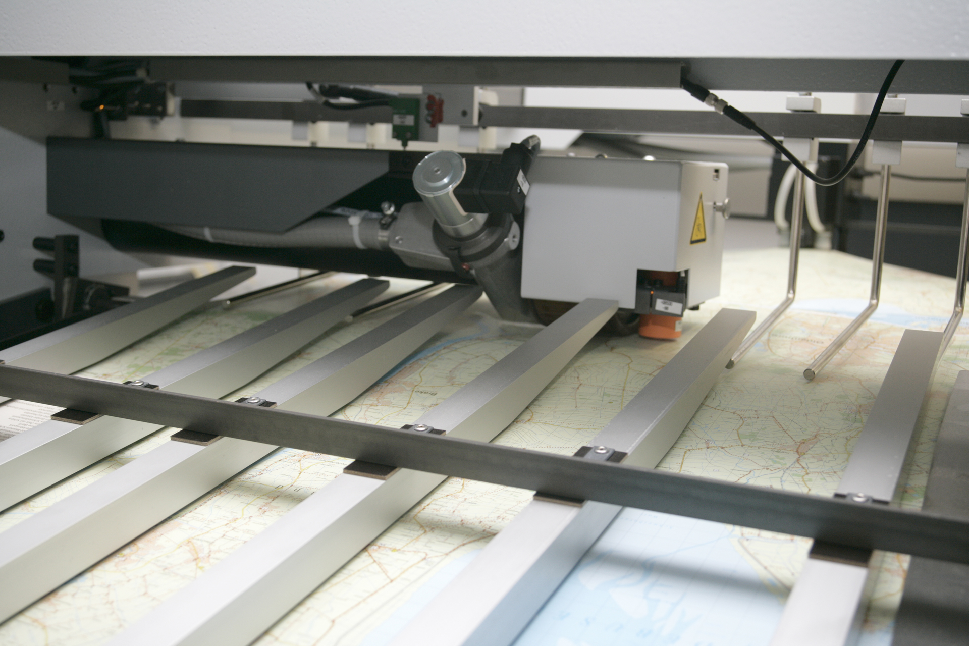 Großformat-Falzung - CCV - Eine neue Dimension des professionellen Falzens