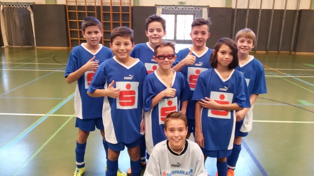 NMS Neulengbach ist Hallenfußball-Bezirksmeister! - Neue Mittelschule ...