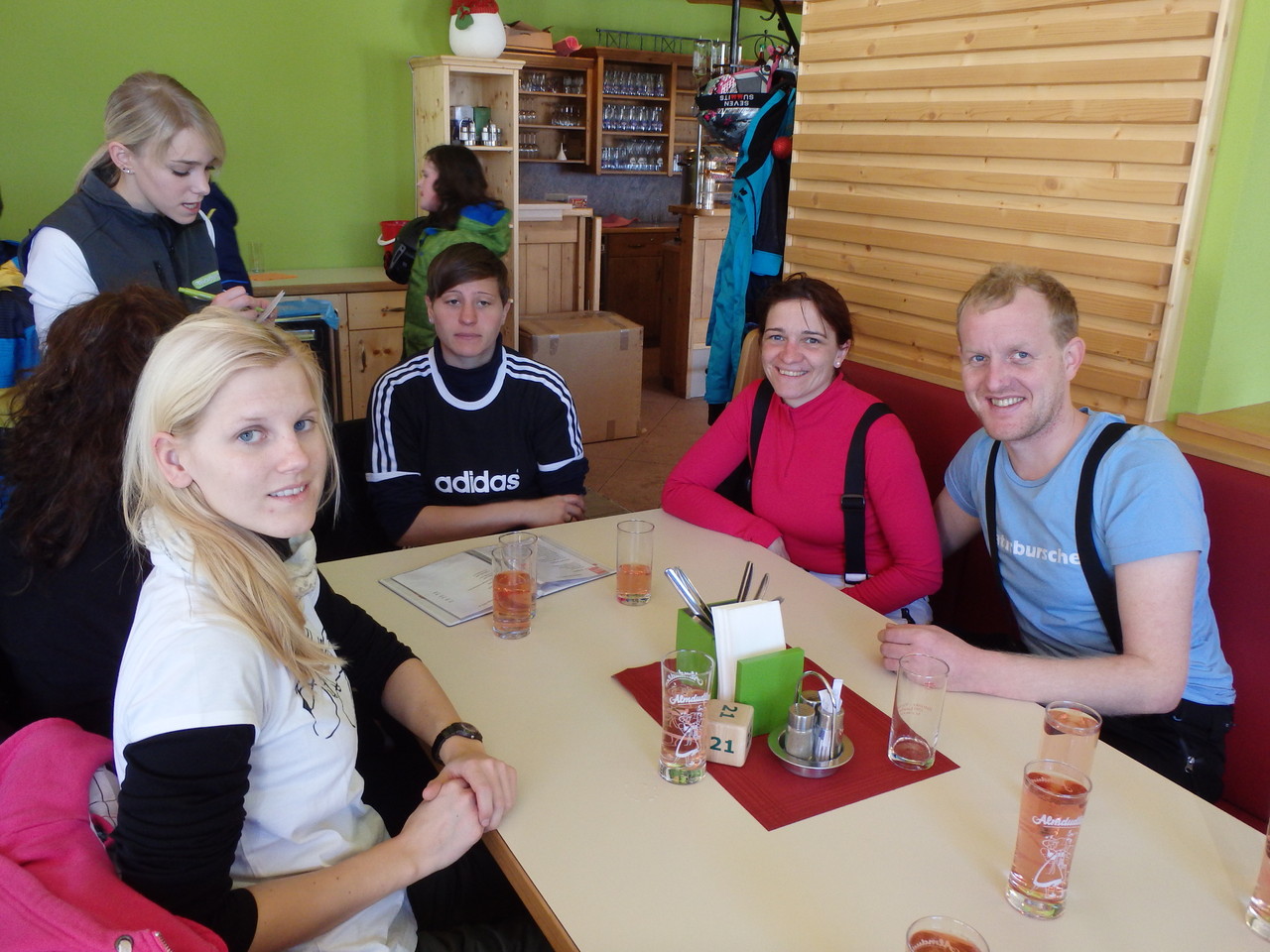 Wintersporttag der 1. Klassen - Neue Mittelschule Neulengbach