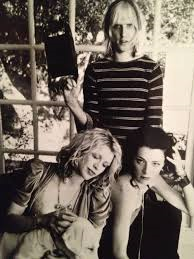 HOLE-AGUJERO - Band Stories - Tú pagina web donde encontrar tus mejores ...