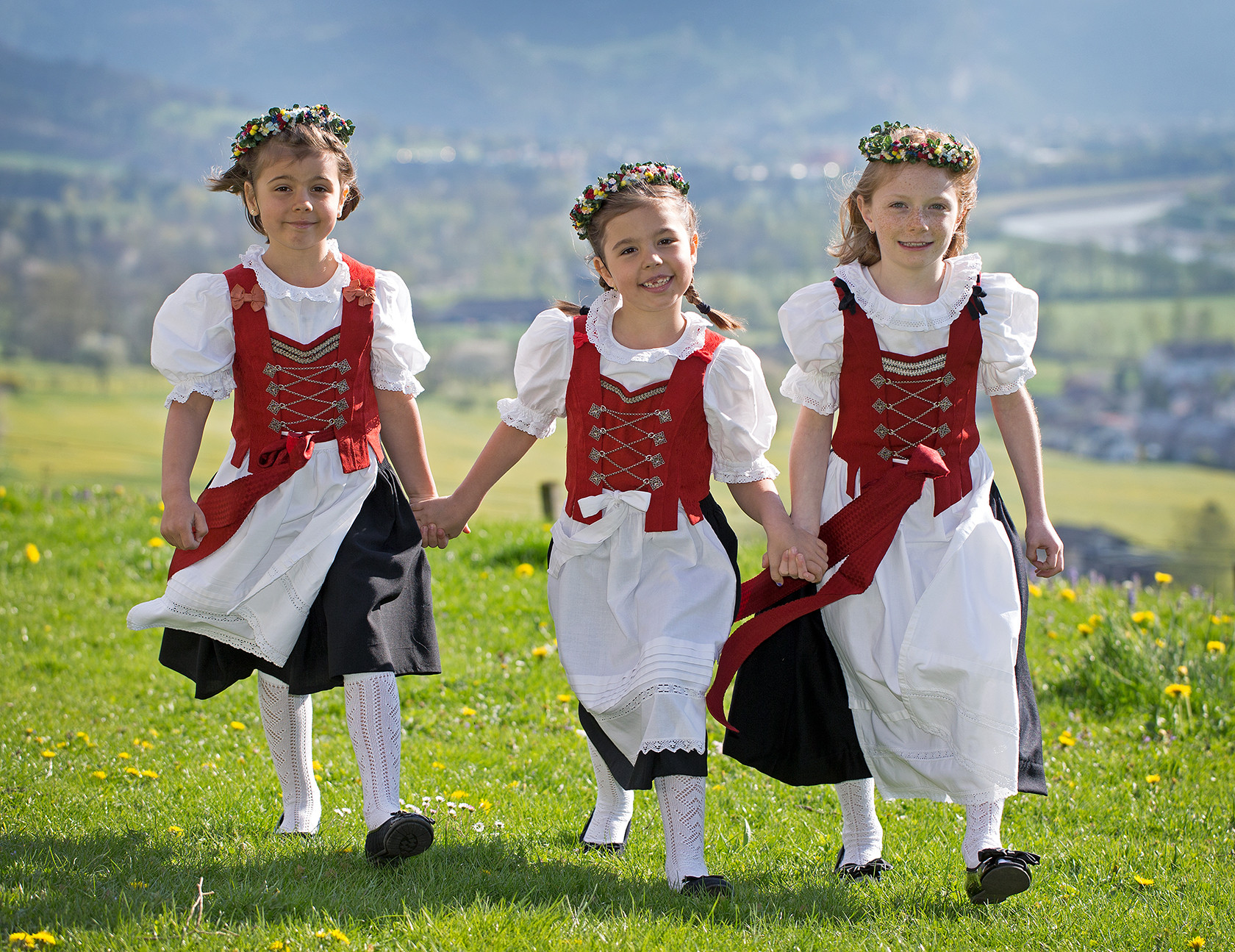 Liechtensteinische Trachtenvereinigung - trachten-lis Webseite!