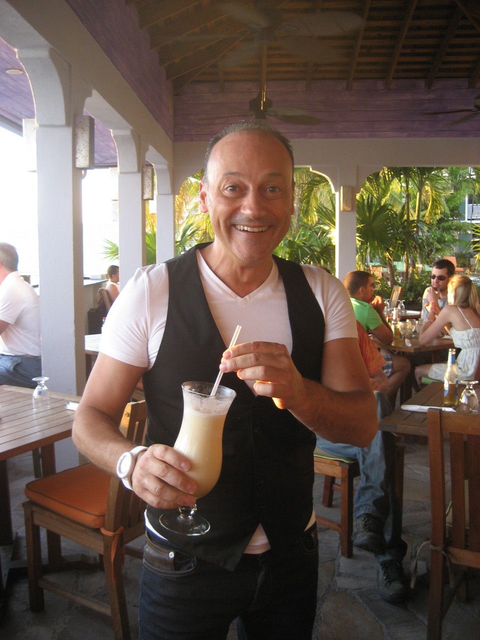 Chi Sono - Benvenuti su PAE WebTV ,TRAVEL and HOSPITALITY Blog e Vlog ...