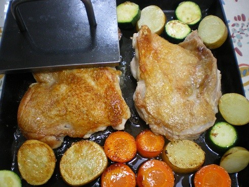 アウトドア派の鉄板プレス料理 - 業務用鉄板 BBQ鉄板の昭和屋工業 アウトドア派の鉄板プレス料理 - 業務用鉄板 BBQ鉄板の昭和屋工業