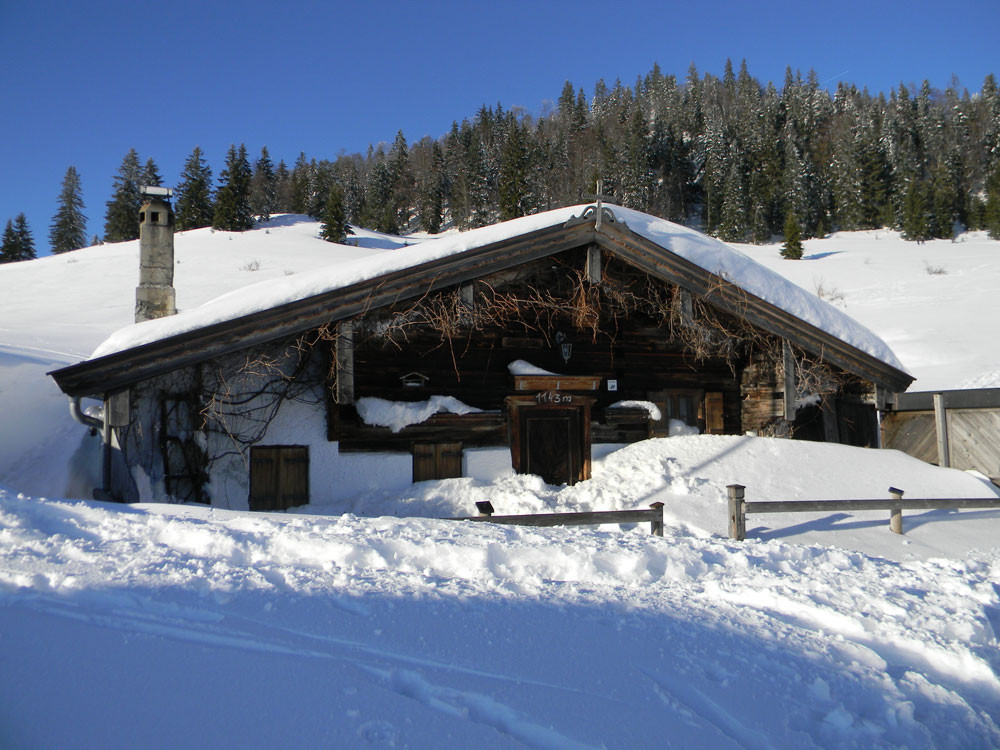 Winter - Erl - Passions- und Festspielort Erl in Tirol bei Kufstein