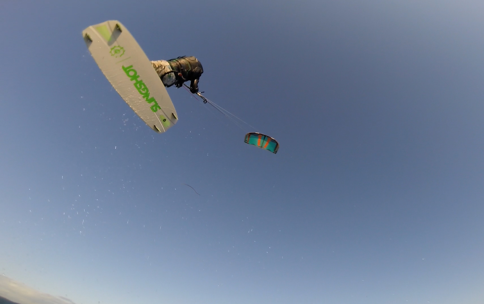Berlin Kites - Delta, Hybrid, Bow, C-Kite, Softkite - Kitesurfschule ...