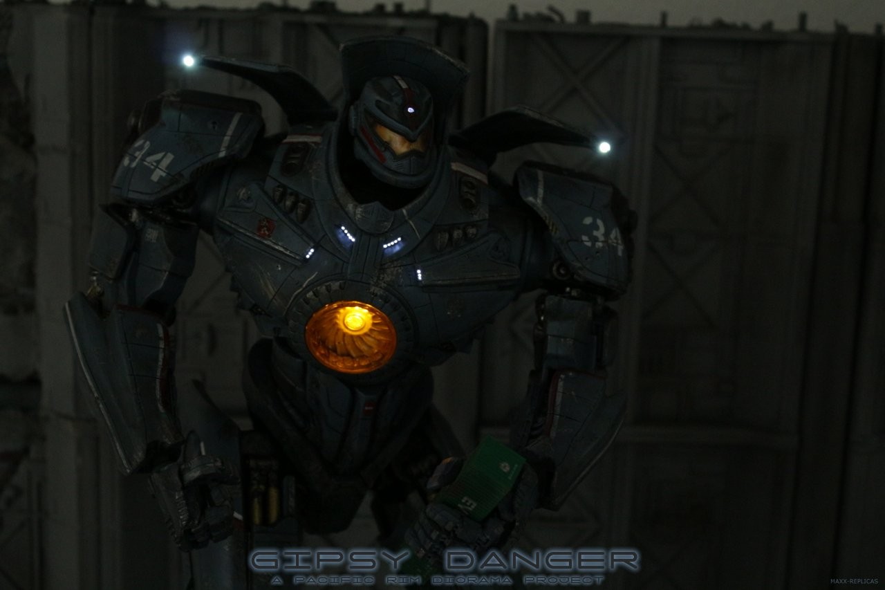 Gipsy Danger - MAXX-REPLICAS