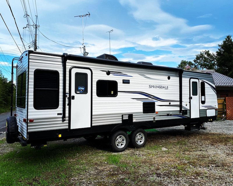 2022年モデル新車キャンピングトレーラーForest River(フォレストリバー社)Grey Wolf 23DBH - wing-k ページ！