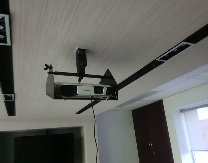 PORTA PROYECTOR - Página web de fhfdemexico