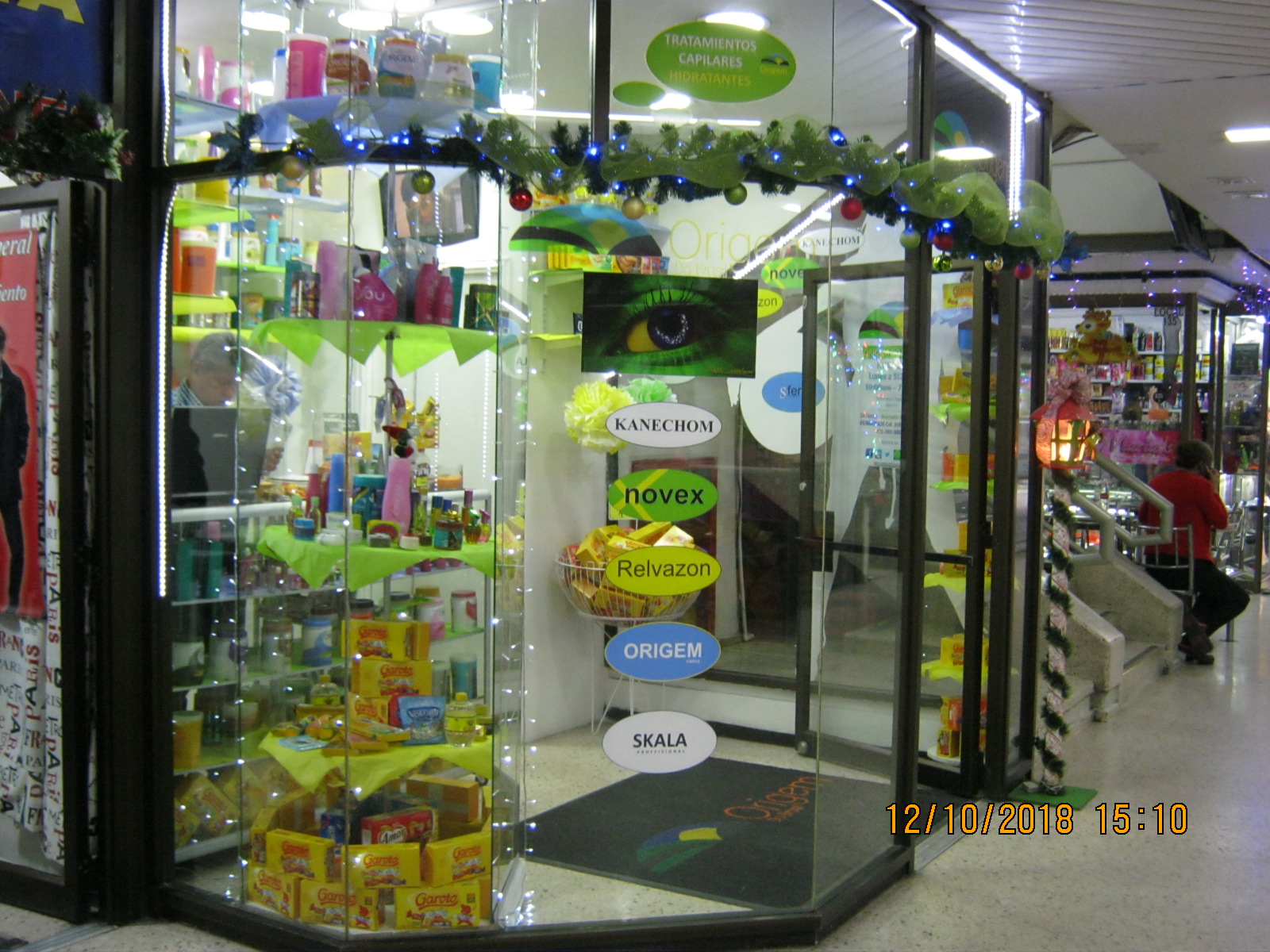 Acerca de - Intercentro Centro Comercial- Tu Lugar en el Centro.......